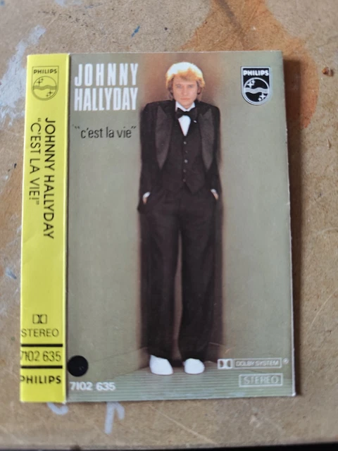 JAQUETTE DE CASSETTE audio "Johnny Hallyday"C'est la vie" EUR 1,00 ...