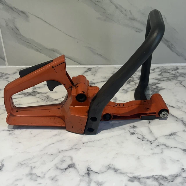 GENUINE HUSQVARNA 136 Fuel Tank Front Handle £12.00 - PicClick UK
