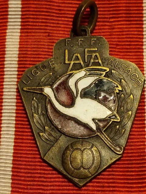 FEDERATION FRANCE DE FOOTBALL LIGUE ALSACE MEDAIL Football Badge pins ...