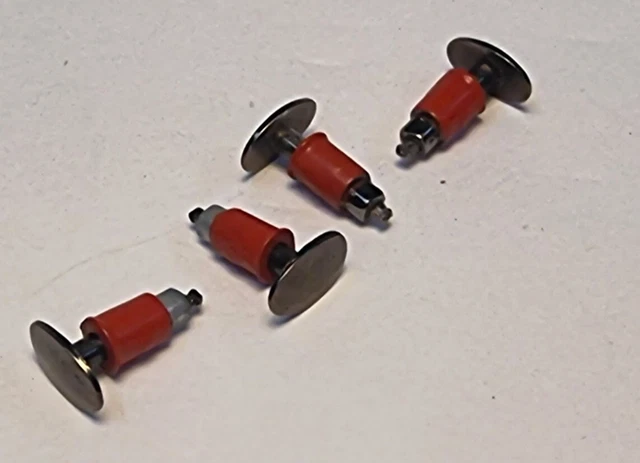 HORNBY X9313R CLASS 31 Pack Of 4 Red Oval Spring Buffers - OO Gauge £8. ...