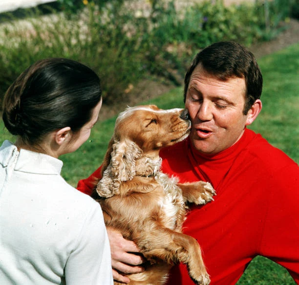 BRITISH COMEDY ACTOR Terry Scott at home with his wife Maggie and- Old ...
