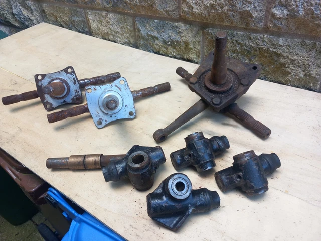 MG TD, MG TF- Front Suspension Parts , Stub Axles , Trunnions . £25.00 ...