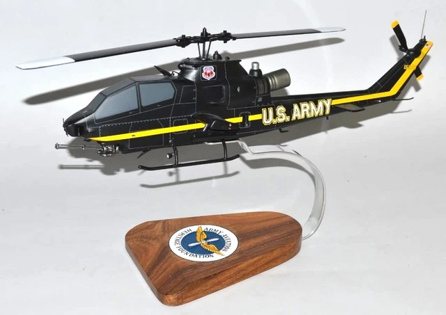 US ARMY BELL AH-1F Cobra Aviation Heritage Fdn Desk Top Model 1/32 SC ...