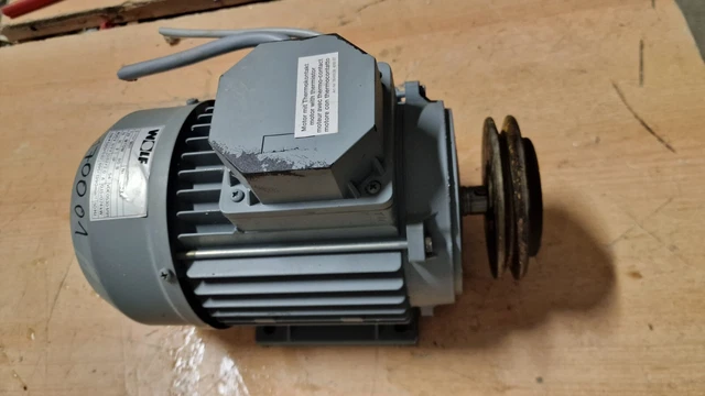 WOLF MTDW ELEKTROMOTOR 400V Drehstrommotor Kondens Motor Elektro 3 ...