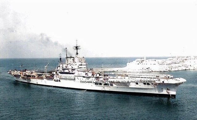 ROYAL NAVY CARRIER HMS FORMIDABLE ENTERS GRAND HARBOUR MALTA c 1941 £1. ...
