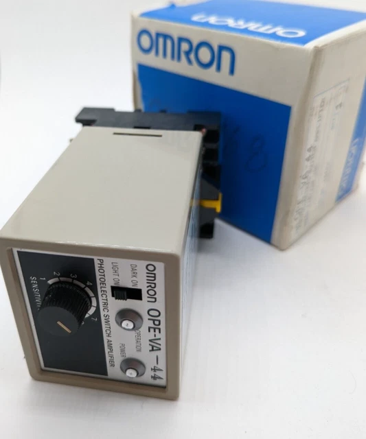 OMRON PHOTOELECTRIC SWITCH Amplifier OPE-VA-44 EUR 64,17 - PicClick DE