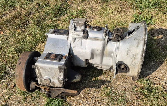 LANDROVER GEARBOX. RARE 2 Wheel Drive. 1959 Series 2 £200.00 - PicClick UK