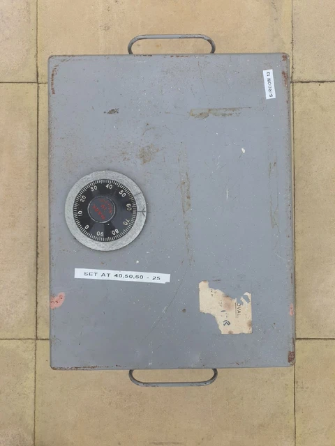 CHUBB MANIFOIL MKIV Document Combination Safe Box MK4 UK Government MoD ...