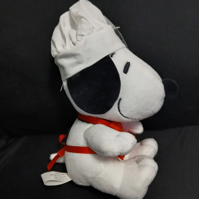 HALLMARK PEANUTS SNOOPY Chef Wearing Red Apron 8" Plush Stuffed Toy ...