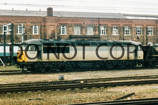 UK DIESEL TRAIN Railway Photograph Of Class 56 56098 Loco. Rm56-505 £1. ...