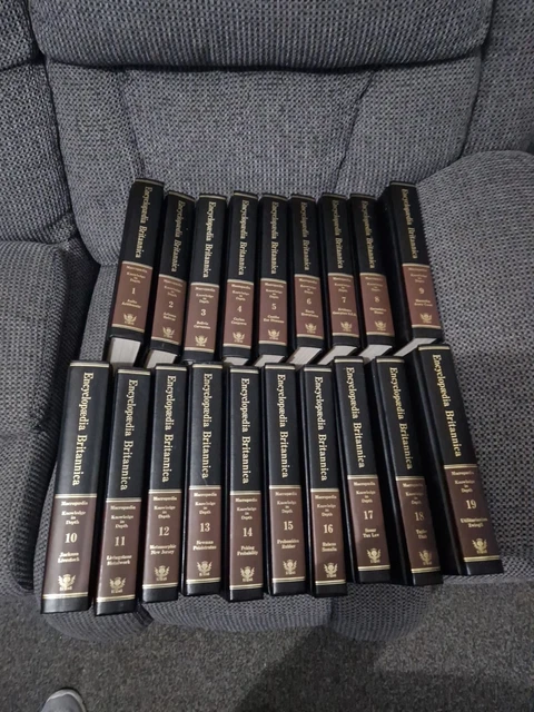 ENCYCLOPEDIA BRITANNICA KNOWLEDGE in Depth 1979 Full Set Padded Leather ...