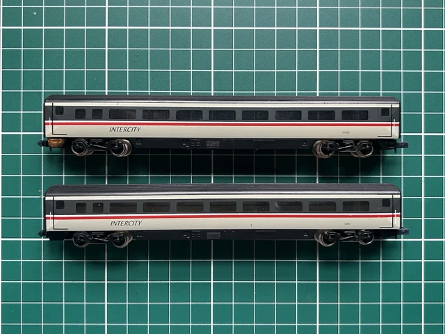 GRAHAM FARISH MK4 Coaches Intercity Swallow x2 £40.00 - PicClick UK
