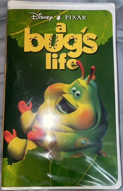A BUGS LIFE Movie VHS Tape 1999 Disney Pixar Rare Heimlich Clamshell ...