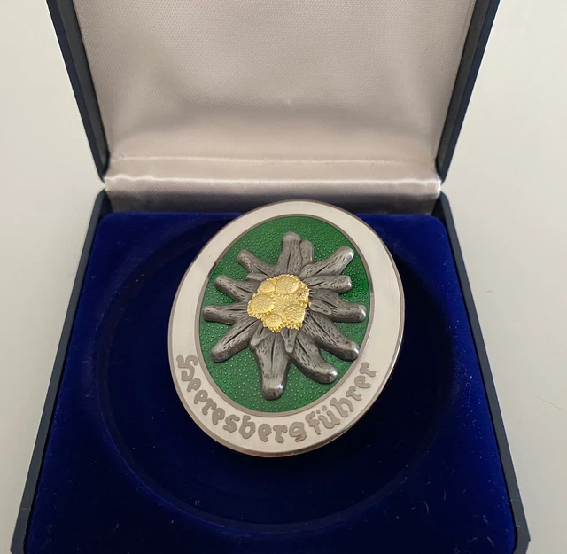 WW2 BADGE / plug army mountain guide - Edelweiß silver - mountain ...