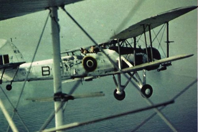 WW2 - AVIATION - British "Swordfish" Torpedo Airplane £1.79 - PicClick UK