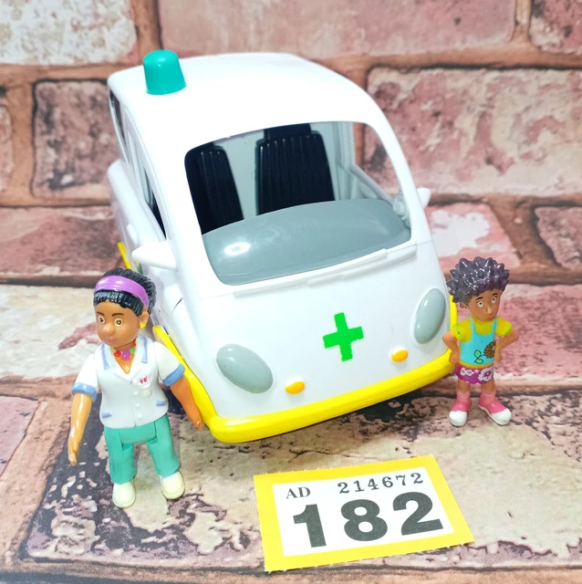 FIREMAN SAM AMBULANCE Vehicle, Nurse Flood & Mandy Flood Figure Toys ...