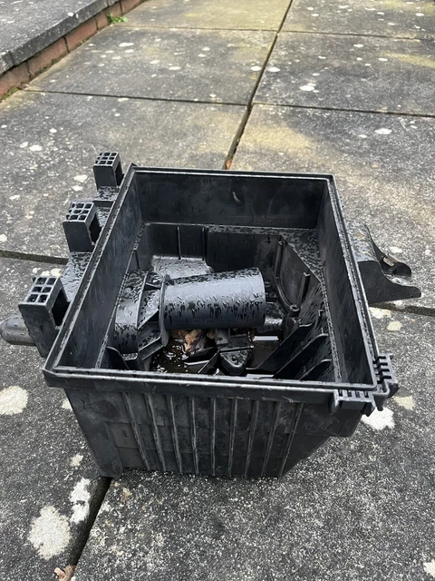 VOLKSWAGEN VW TRANSPORTER T4 1.9TD 2.4 2.5tdi Airbox Air Filter Housing ...