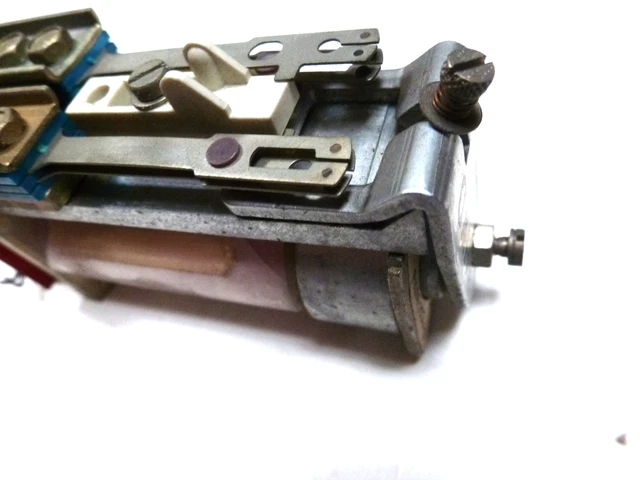 GPO STROWGER 3000 Type Relay With A 800 Ohm Armature Ended Coil £4.35 ...