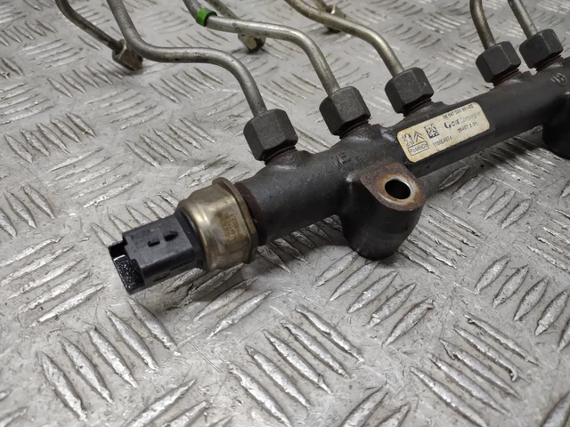 PEUGEOT 5008 MK1 HDI Actif 2010-2011 1.6 9HR (DV6C) Injecteur Rail 9684753080 EUR 29,32 ...