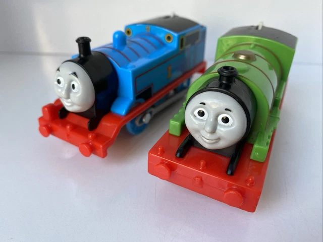 THOMAS THE TANK Engine Trackmaster Revolution Battery Train Thomas and Percy £9.99 - PicClick UK