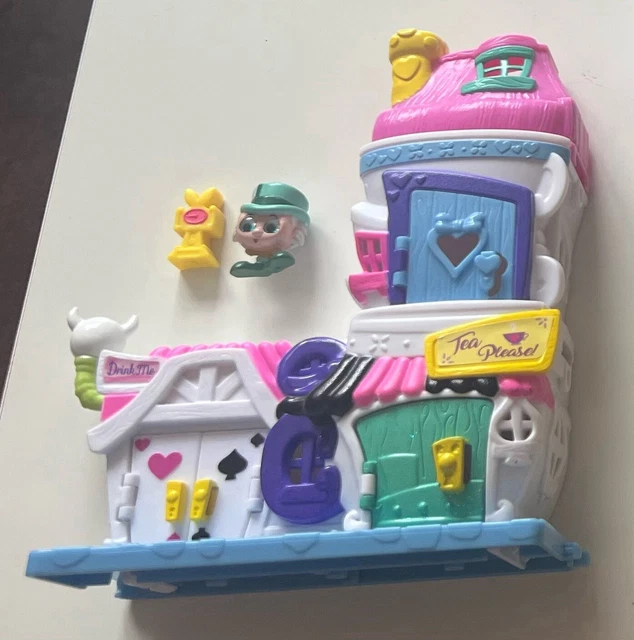 DISNEY DOORABLES ALICE In Wonderland Playset With Characters And ...