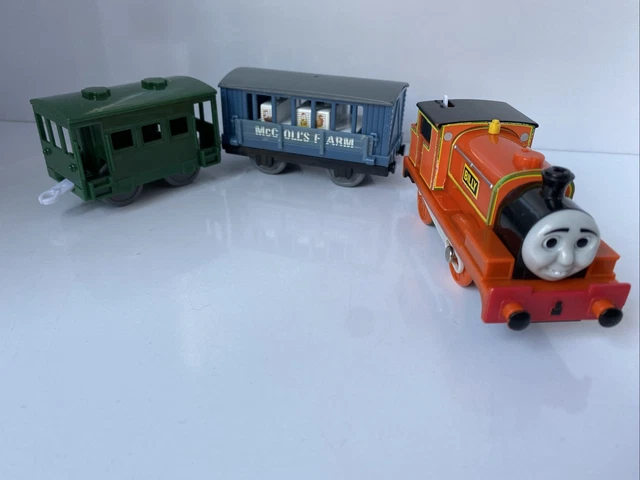TOMY TRACKMASTER THOMAS The Tank Engine Battery Train Billy and McColls ...