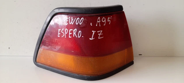 96185165 ENJOLIVEUR INF feu arriere gauche pour DAEWOO ARANOS 1.8 1995 ...