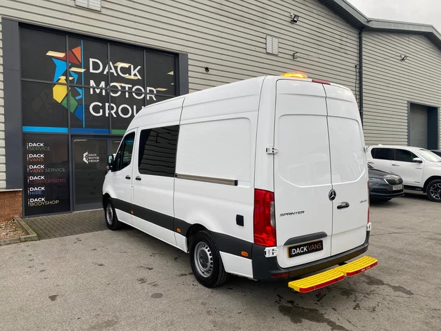 71 REG, MERCEDES-BENZ Sprinter, Welfare, Kitchen , Toilet Van, Night ...