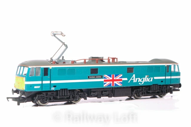 CLASS 86 86227 "Golden Jubilee" in Anglia Railways Livery By Hornby ...