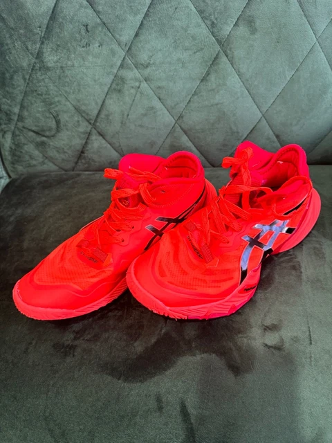 THE ASICS SKY Elite FF 2 Tokyo and the latest ASICS Sky Elite FF 3 are ...