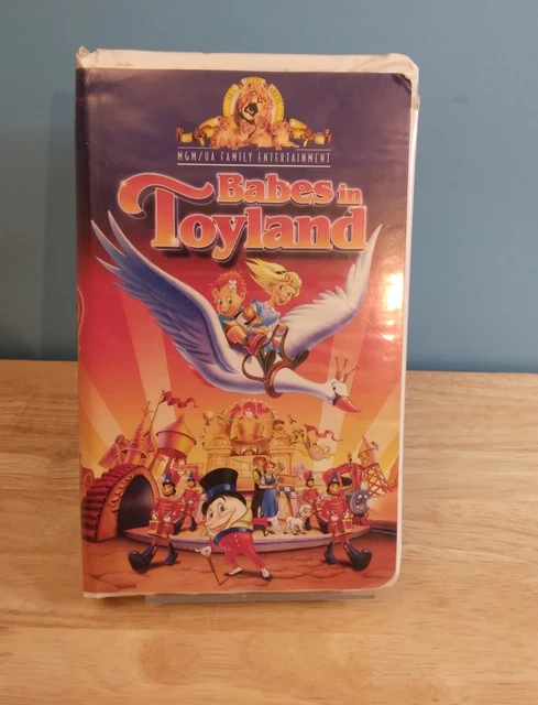 BABES IN TOYLAND VHS Tape Animated 1997 Jim Belushi MGM Clamshell £8.12 ...