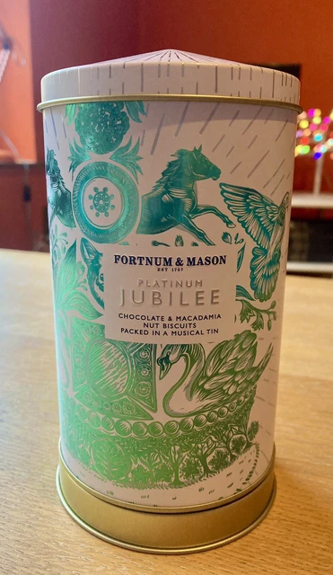 FORTNUM & MASON Queen Elizabeth II Platinum Jubilee Musical Biscuit Tin ...