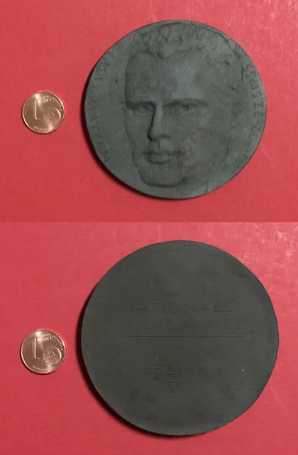 DDR TON MEDAILLE NVA Militär Bezirk V Max Matern Revers ( M1230 EUR 40 ...