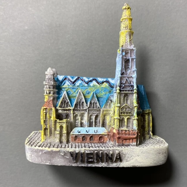 VIENNA AUSTRIA TOURIST Souvenir 3D Resin Fridge Magnet Table Ornament ...