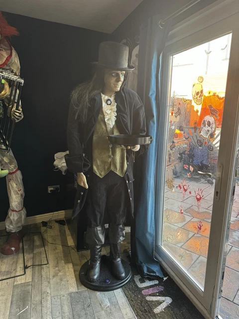 SPIRIT HALLOWEEN ANIMATED Life Size animatronic Prop Gemma Edwardian ...