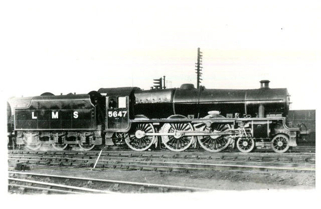 RAILWAY PHOTO LMS Jubilee Class No 5722 DEFENCE location & date ...