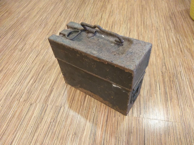 WW2 WWII WEHRMACHT German Military Box Leichter Granatwerfer 36 5cm ...