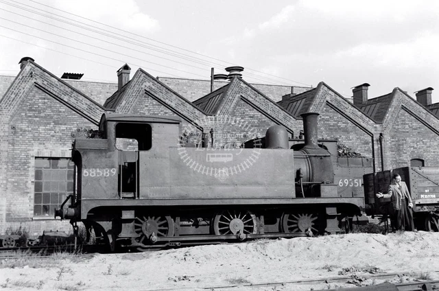 PHOTO BR BRITISH Railways Steam Locomotive Class J69/1 68589 at ...
