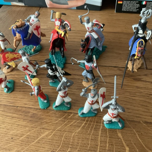 TIMPO KNIGHTS AND Crusaders Group £26.03 - PicClick UK
