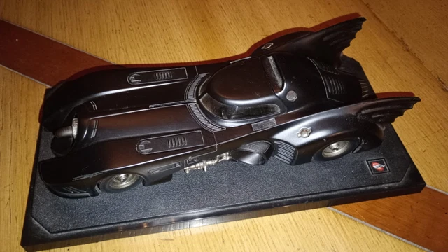 BATMOBILE HOT WHEELS 1/18 . Metal Collection .T.B.E. EUR 129,00 ...