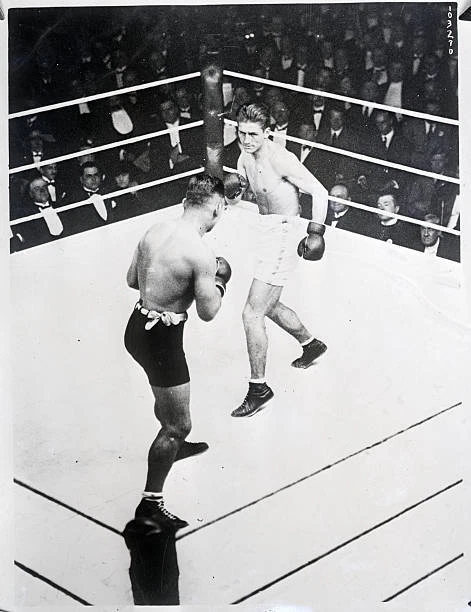 GEORGES CARPENTIER VERSUS Beckett Boxing 1919 OLD BOXING PHOTO $8.50 ...