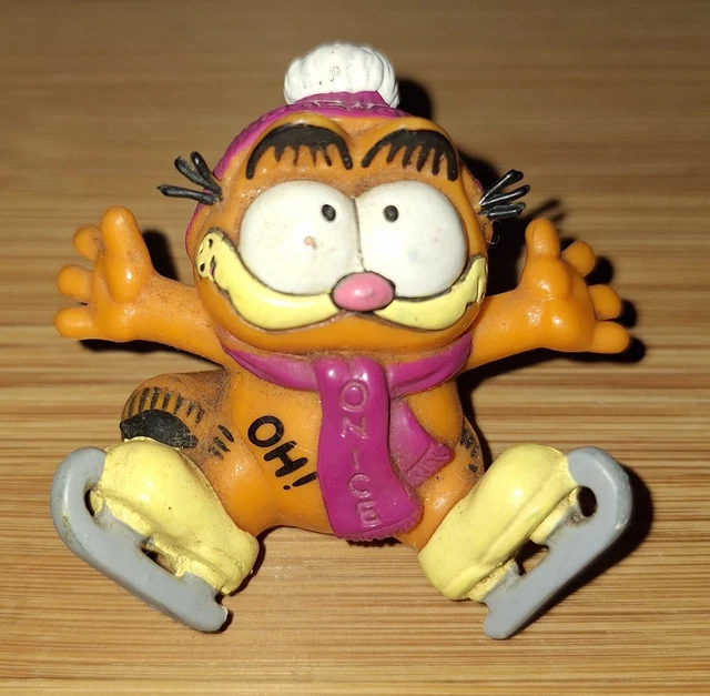 VINTAGE GARFIELD ICE Skating Vintage 1981 Bully West Germany Figure ...