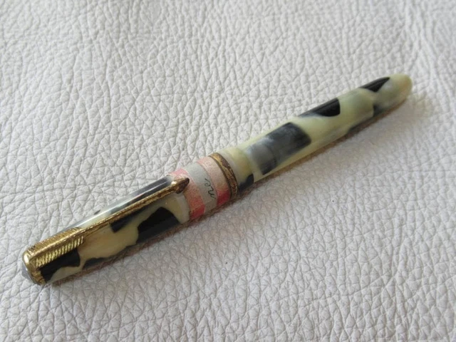 AROUND 1950, THE now missing Sugita fountain pen SUGITA celluloid fine ...