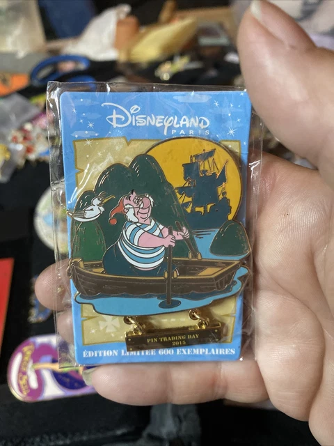 DISNEY DLRP Disneyland Paris Peter Pan Mr Smee Rowing Boat 2015 Dangle ...